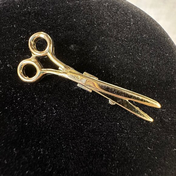Jewelry | Vintage Gold Tone Scissors Pin | Poshmark